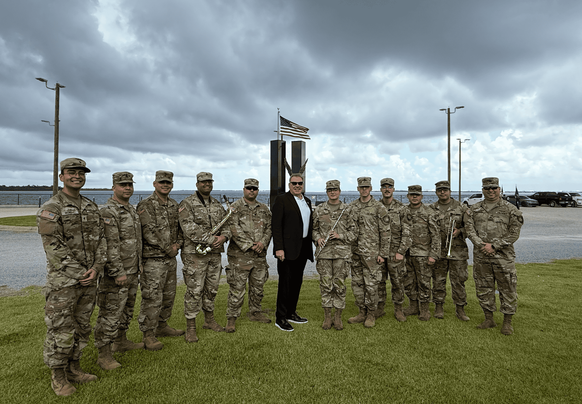 EXCLUSIVE: House Republicans unveil legislation to award Congressional ...